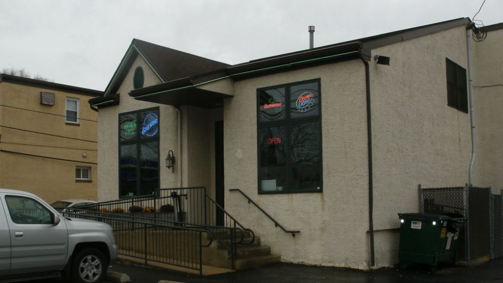 Old Original Nick's Roast Beef in Springfield, PA - Restaurant and Bar